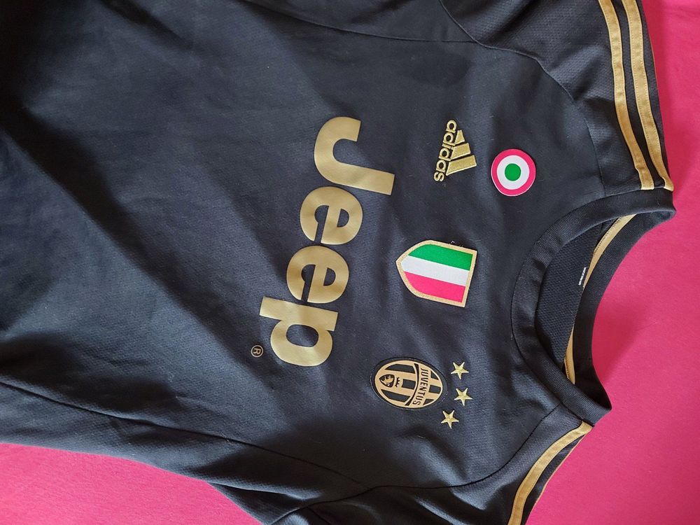 Juventus limited edition GOLD. Wie neu | Kaufen auf Ricardo