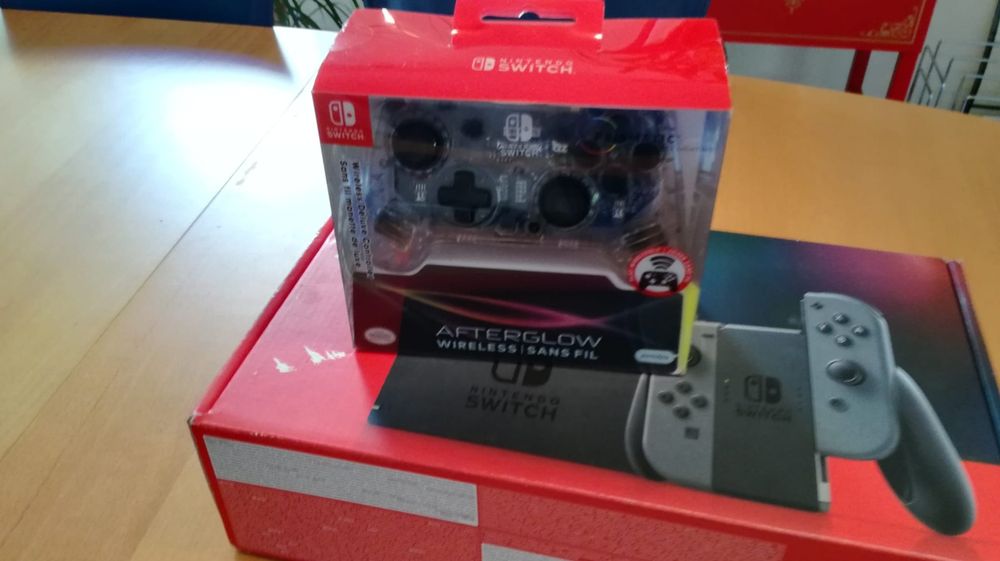 Nintendo Switch Generation 2 mit viel Zubehör (Gebraucht) in Reinach BL ...