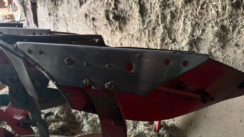 Kverneland Pflug Mod. F - Stark und zuverlässig (Gebraucht) in Worb für ...