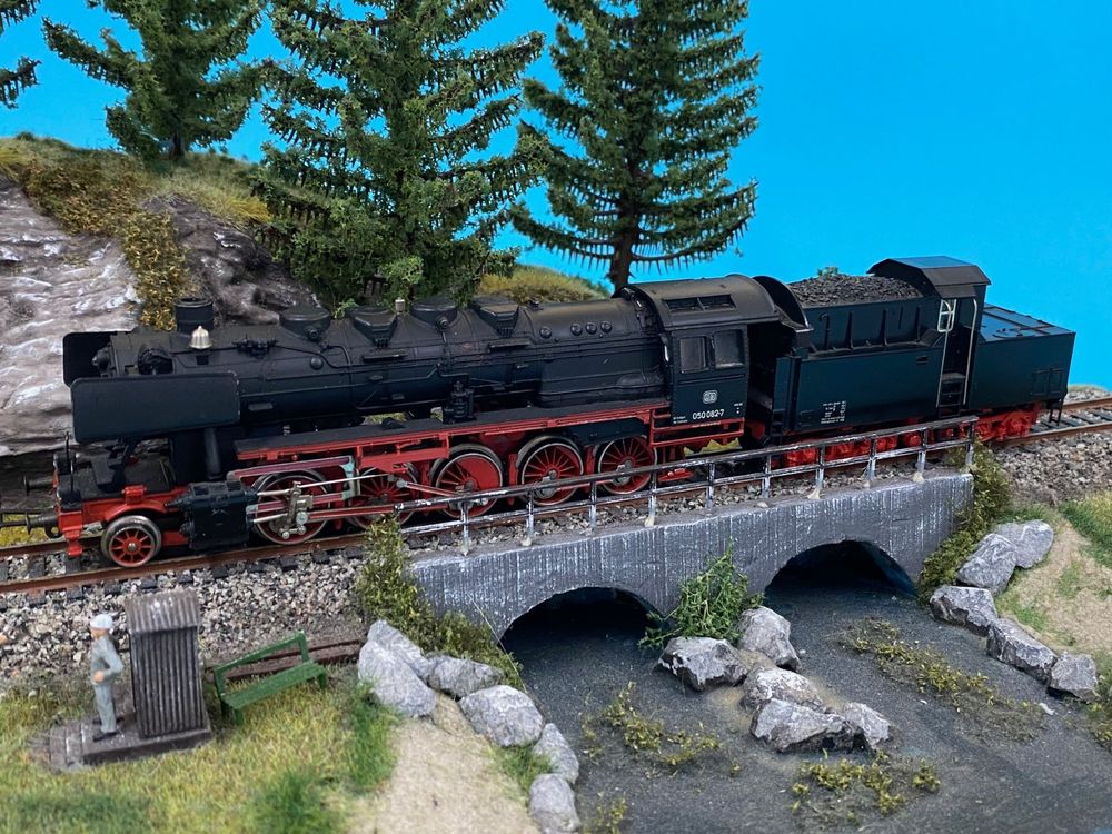 AC Märklin DB BR 050 082-7 mit Kabinentender analog (Gebraucht) in Regensdorf für CHF 87 – mit ...