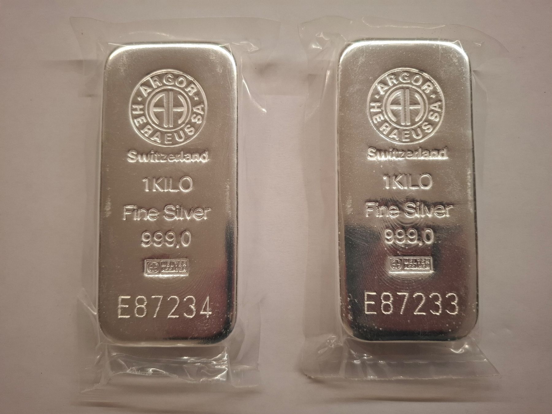 2 x 1 lingot de 1 kg "Argor Heraeus" (Neuf avec emballage d'origine) à ...