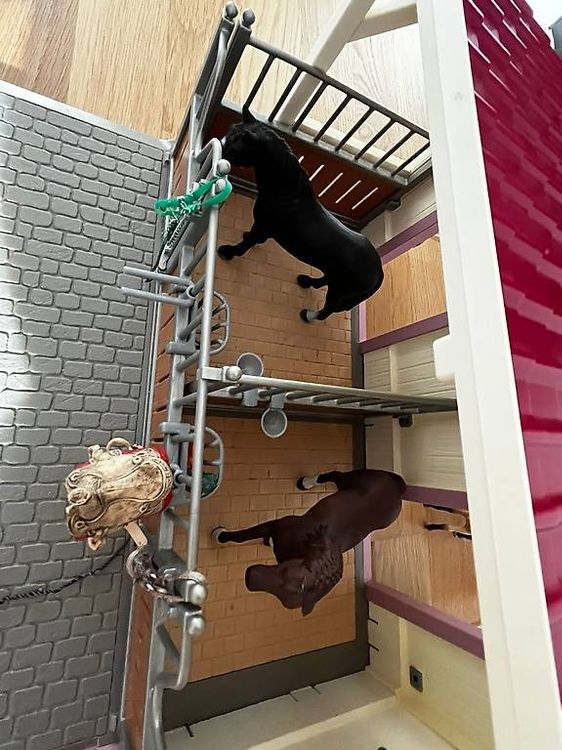 Schleich 42344 Horse Club Stall Reitstall Haus Bauernhof (Gebraucht) in ...
