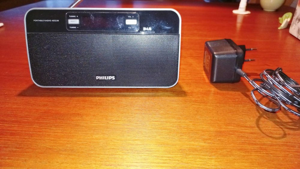 Portables DAB Radio Philips AES 230 | Kaufen auf Ricardo