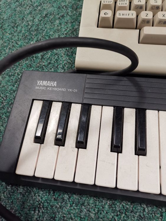 Yamaha DX7 music computer (Neu (gemäss Beschreibung)) in Adlikon b ...