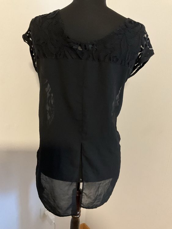 Schwarzi Spitzetop Grössi S- Eleganz für de Summer! (Gebraucht) in ...