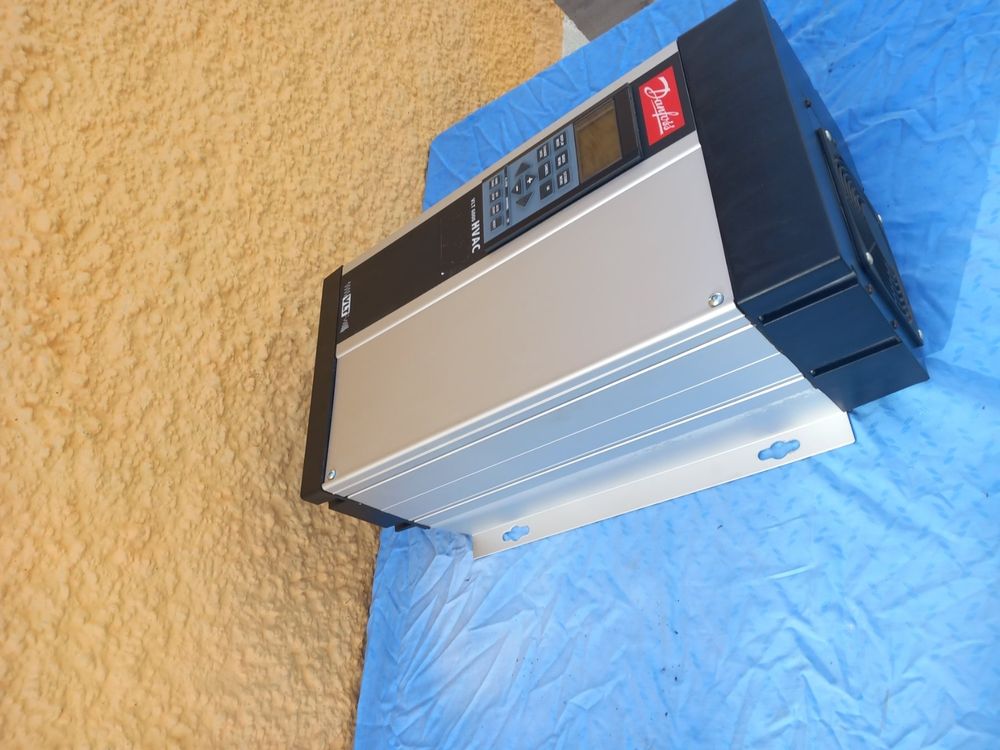 Danfoss VLT 6000 HVAC Frequenzumrichter (Gebraucht) in für CHF 240 ...