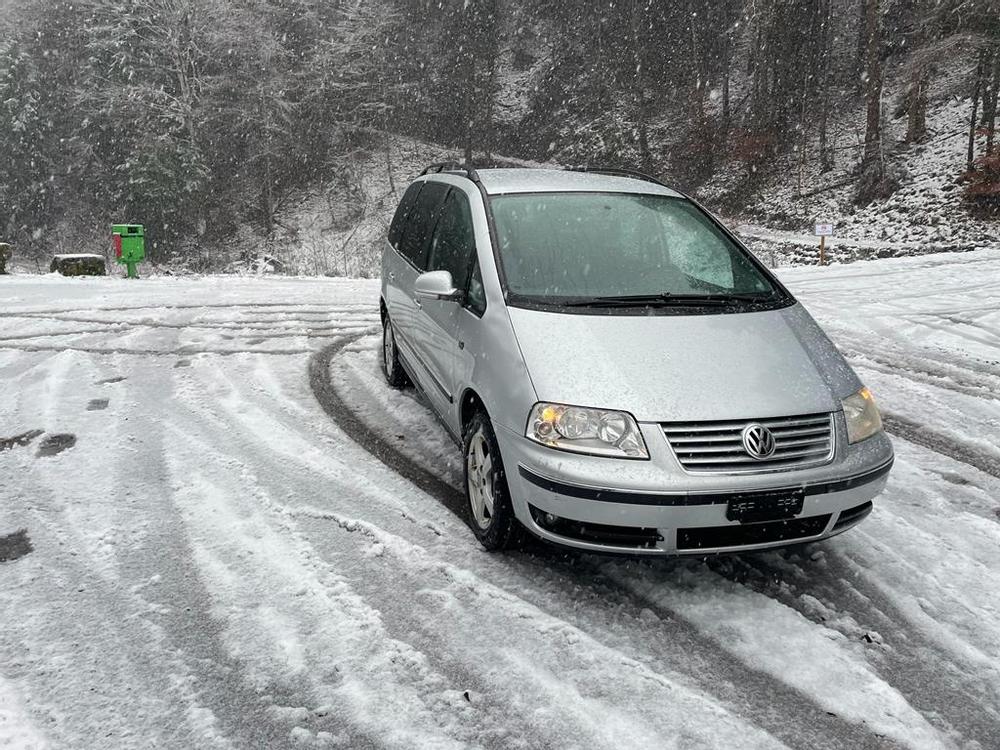 VW Sharan 4 Motion, KM: 258`536 Tel:0794315833 (Gebraucht) in Mülenen für CHF 5800 – nur ...
