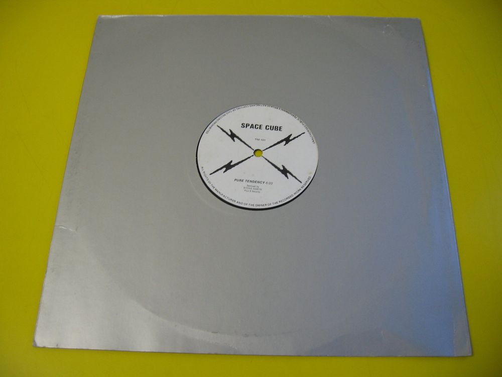 Space Cube - 1992 - Sub Audible (Gebraucht) in Zürich für CHF 9.9 – mit ...