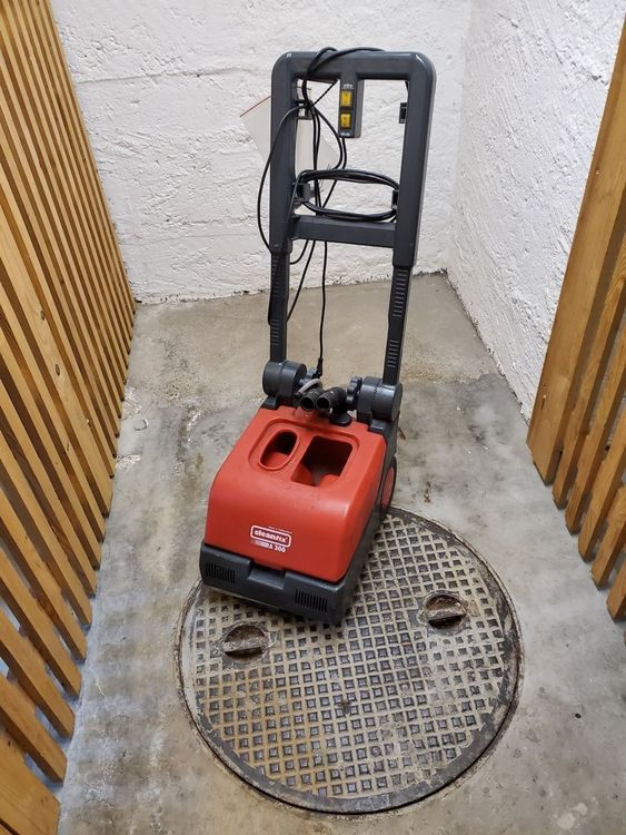 CLEANFIX RA 300 E DEFEKT (Defekt) in Zürich für CHF 50 – nur Abholung ...