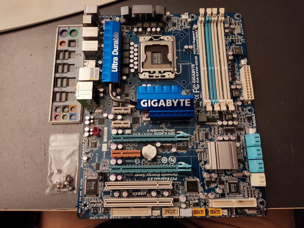Gigabyte GA-EX58-UD3R ATX LGA1366 DDR3 Socket B (LGA 1366) (Gebraucht) in Thundorf für CHF 45 ...