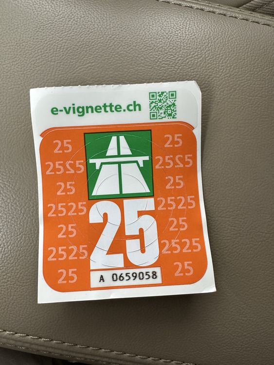 Vignette 2025 (Neu und originalverpackt) in Dulliken für CHF 30 – mit Lieferung auf Ricardo kaufen