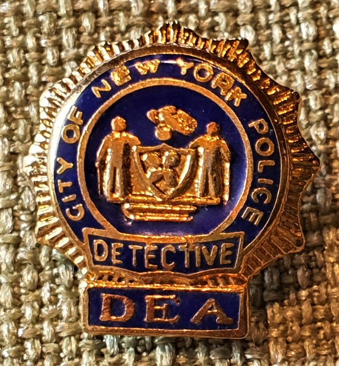 L664 - Pin Detective DEA City of New York Police USA Amerika | Kaufen ...