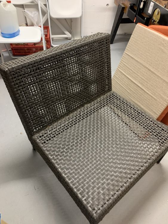 Ratan Sessel mit neuen Polstern (Gebraucht) in Bonstetten für CHF 30 – nur Abholung auf Ricardo ...