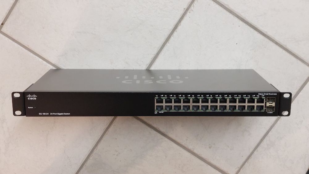 CISCO 24 Port Gigabit Switch, SG 100-24 (Gebraucht) in Menziken für CHF ...