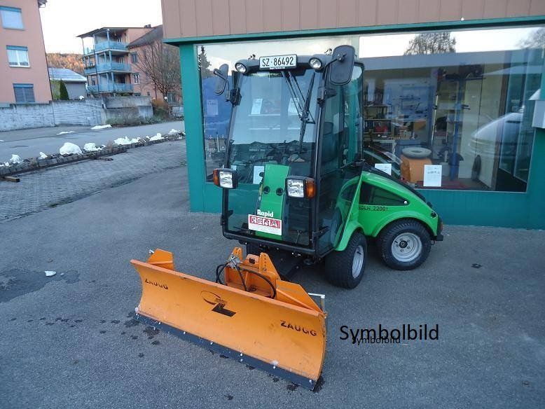 Schneepflug Egholm 2250 mit Salzstreuer und Kehrmaschine (Gebraucht) in Wallenwil für CHF 23000 ...