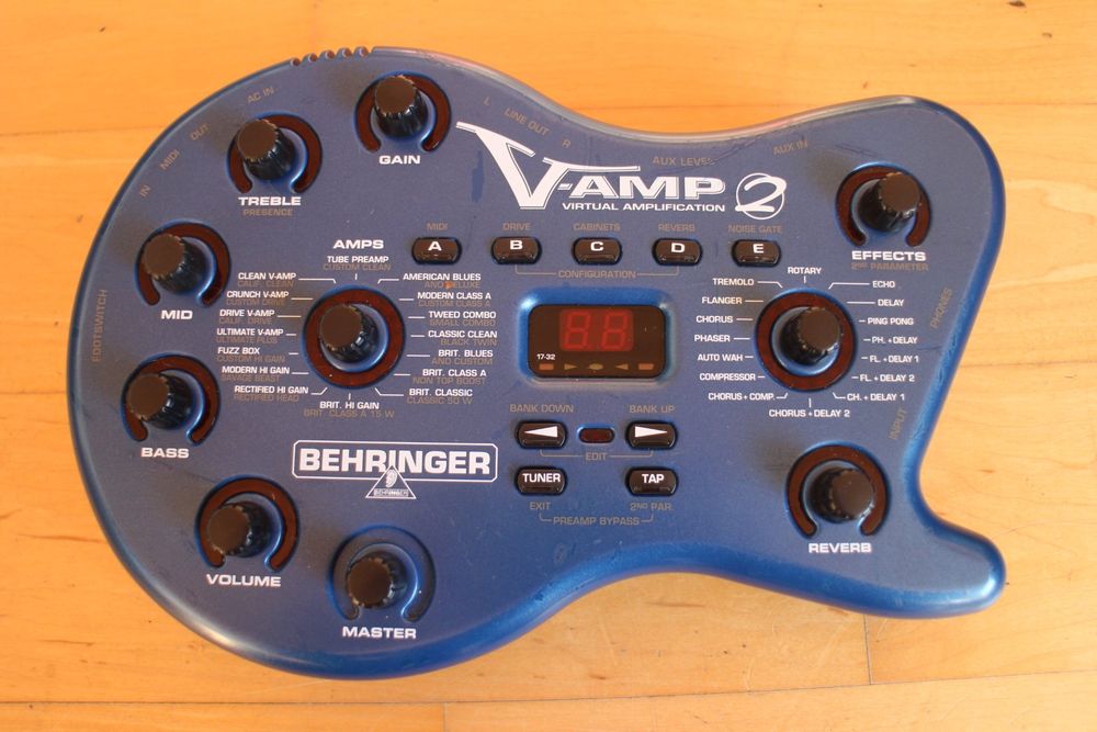 Behringer V-Amp 2 Guitar Modeling Preamp (Gebraucht) in Wettswil für ...