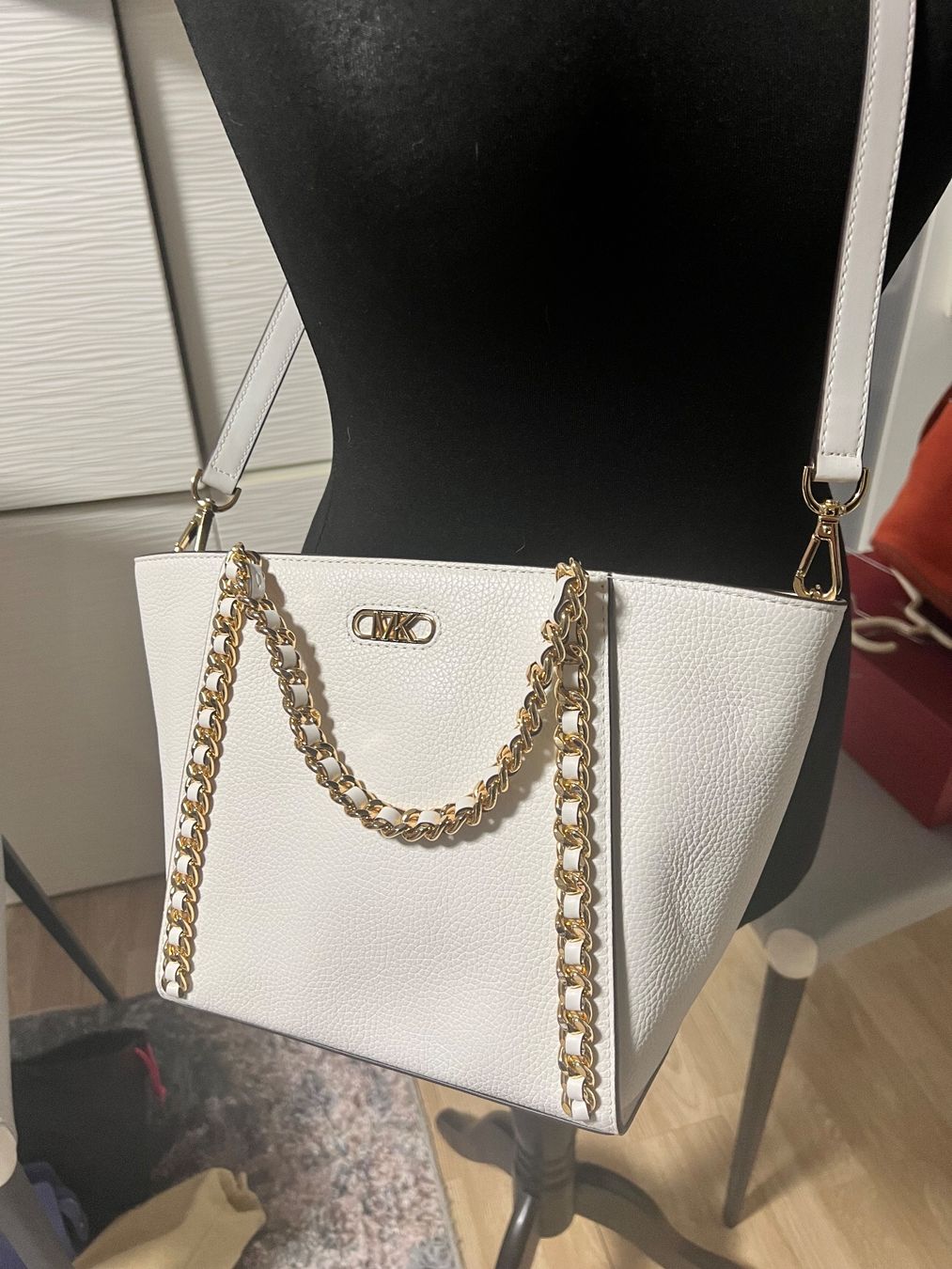 Sac Michael Kors blanc neuf, chaîne dorée chic! (Neuf (Voir description ...