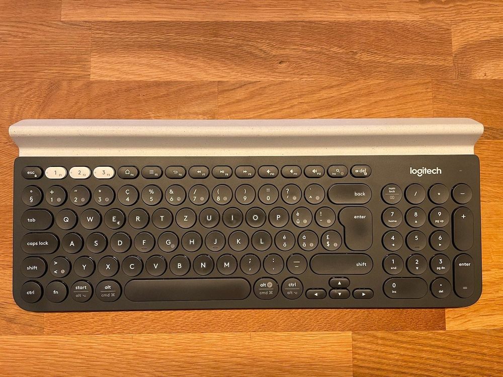 Logitech Keyboard K780 Multi-Device (Gebraucht) in Neuchâtel für CHF 24 ...