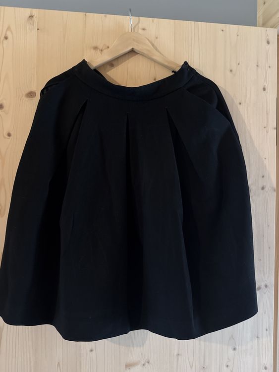 Schwarzer HALLHUBER Rock, Gr. 36, ideal für den Herbst! (Gebraucht) in ...