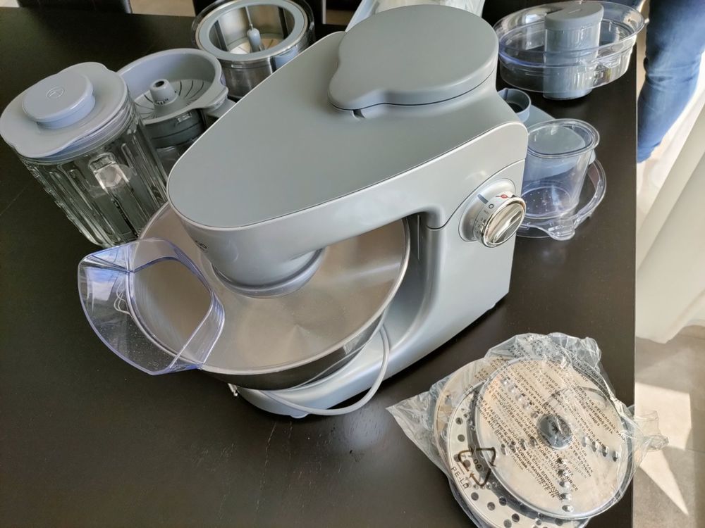 Kenwood MultiOne Küchenmaschine mit viel Zubehör (Gebraucht) in ...