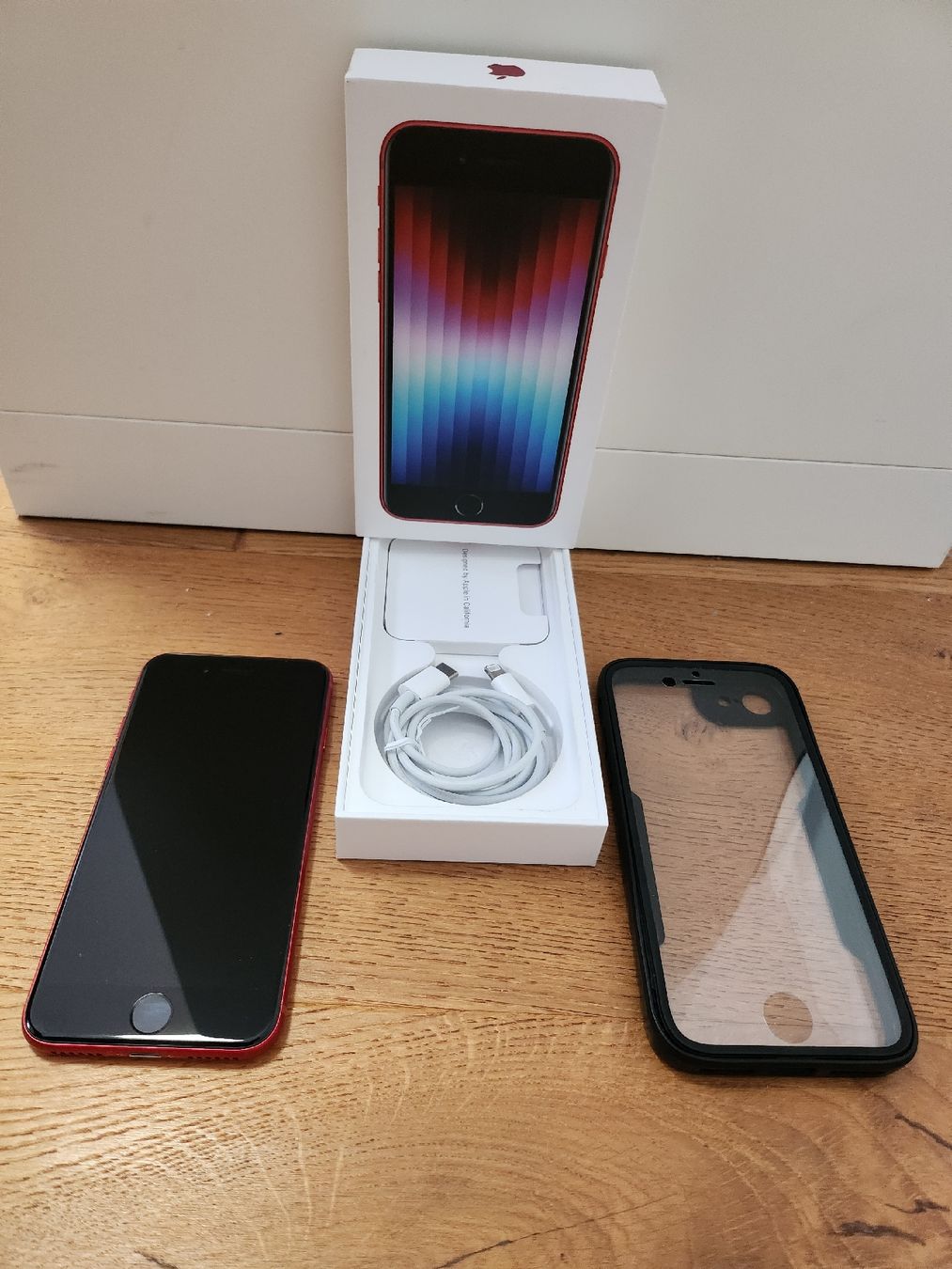 Apple iPhone SE (3. Generation) - Rot - Top Zustand! (Gebraucht) in ...