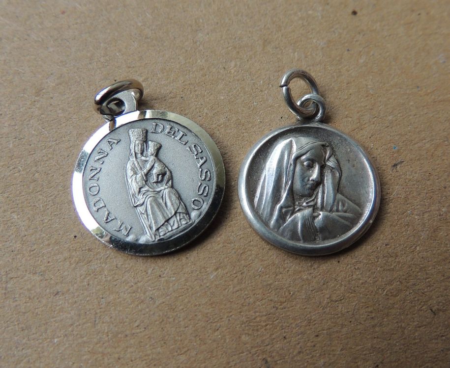 2x Maria Anhänger 800er Silber (Gebraucht) in Waldenburg für CHF 11 ...