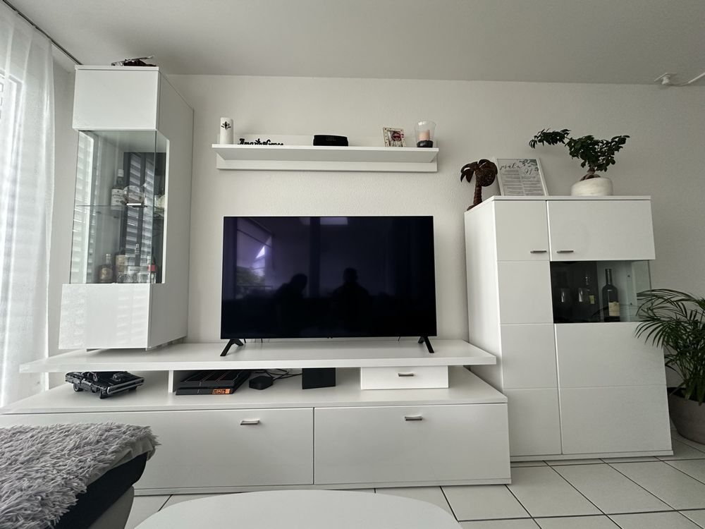 Elegantes Wohnwand Weiss Viel Stauraum Fotos
