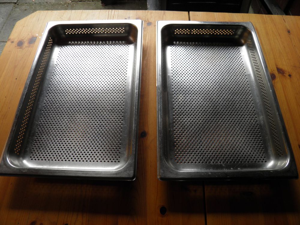 2 x GN Gastronorm 1/1 Schalen von Franke , gelocht | Kaufen auf Ricardo