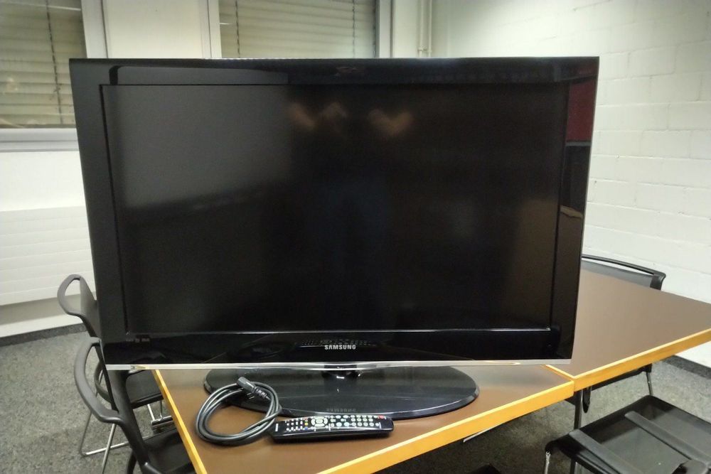 TV Samsung LE40A557P2F (Gebraucht) in Emmenbrücke für CHF 50 – nur ...