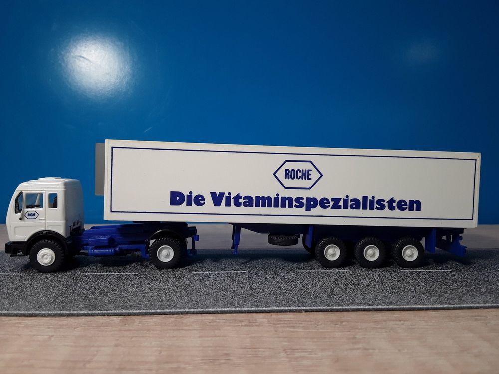 Modell Lastwagen Mercedes _ ROCHE _ 1:87 Spur H0 (Gebraucht) in für CHF ...