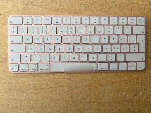 neues Apple Magic Keyboard, rosa, ohne Verbindungskabel | Kaufen auf ...