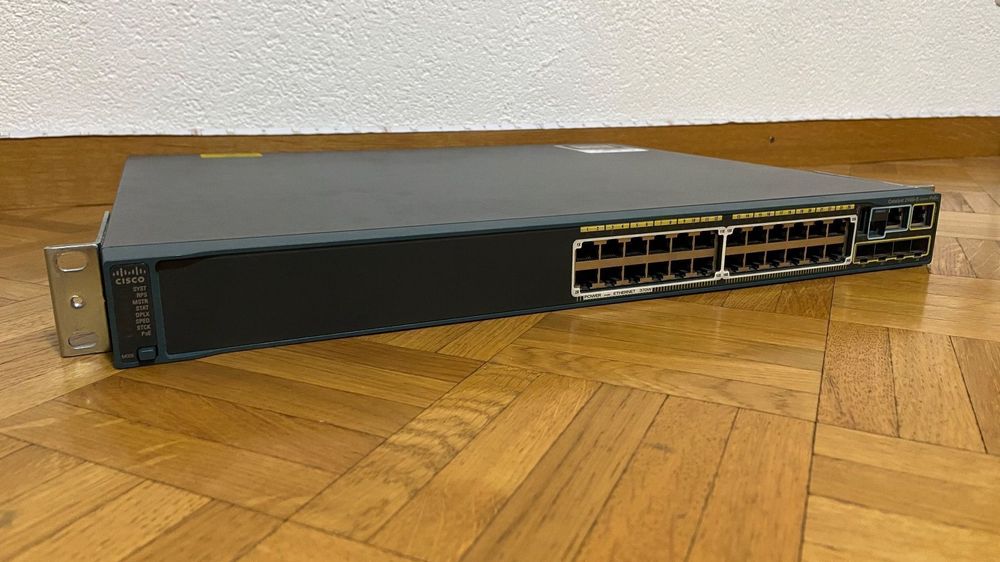 Cisco Catalyst 2960-S Series PoE+ (Gebraucht) in für CHF 20 – nur ...