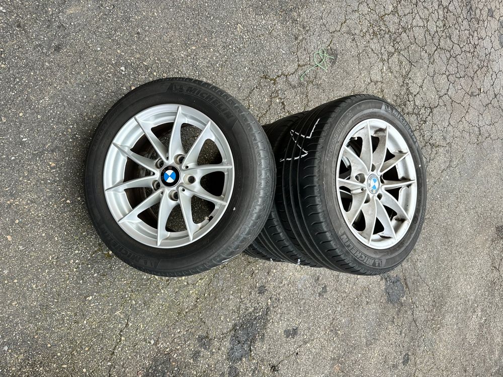 Original BMW Felgen 16 Zoll Top Zustand 5x120 (Gebraucht) in ...