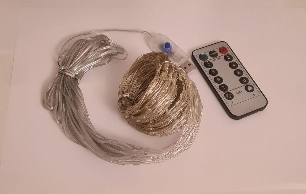 Weihnachtslicht, Lichtervorhang 8 Blinkmodi 3 x 1 m (Neu und originalverpackt) in Liebefeld für ...