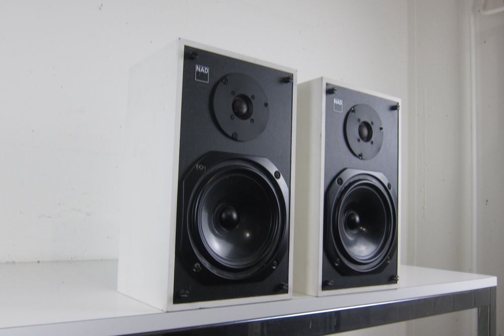 NAD 8225 Lautsprecher Boxen Speaker 2 Weg Bassreflex (Gebraucht) in ...