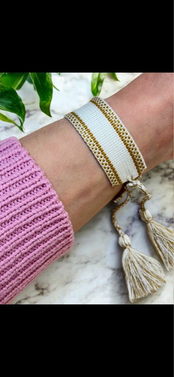 Bracelet en tissus (Neuf avec emballage d'origine) à Châtel-St-Denis ...