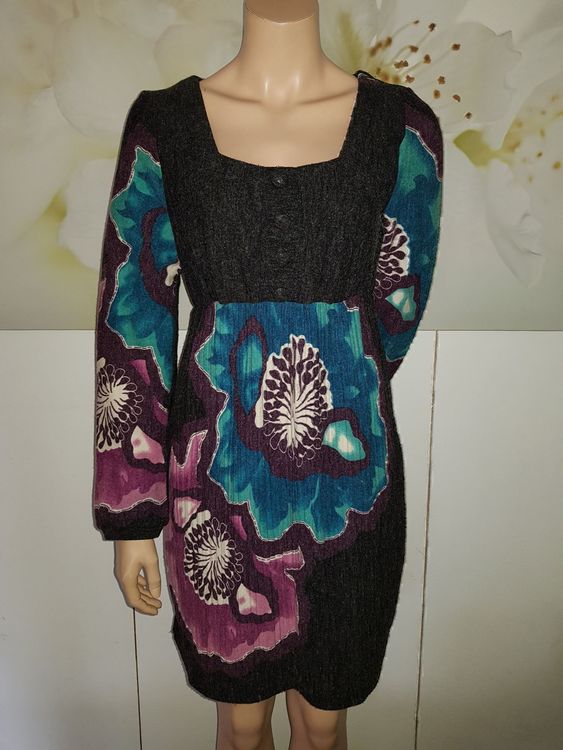 Robe LAVAND. taille M (L EUR) (Gebraucht) in Cossonay-ville für CHF 20 ...