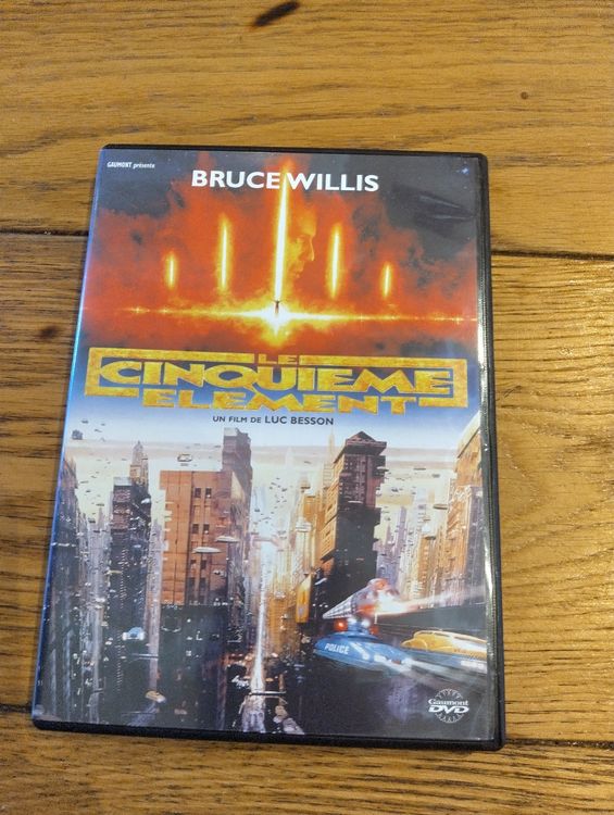 Le 5ème élément (de Luc Besson) Bruce Willis, Milla Jovovich | Kaufen ...