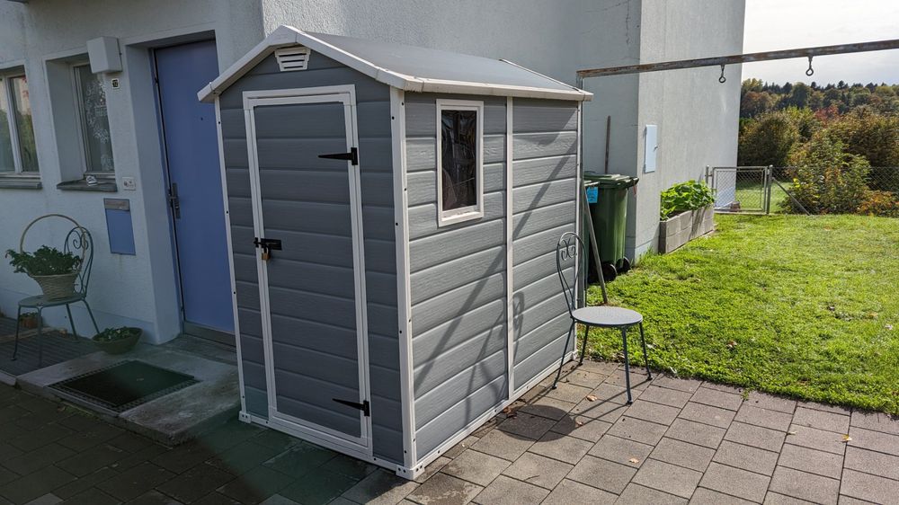 Keter Manor Garten/Velo - Haus (Gebraucht) in Bolligen für CHF 220 ...