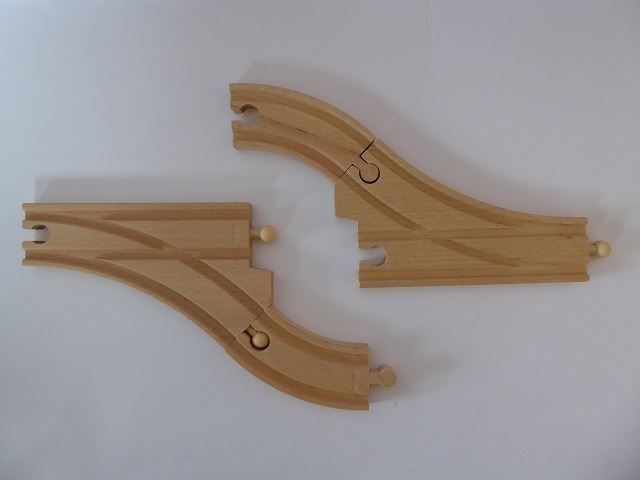 Brio Bahn, Weichenpaar 33346 und 2 Bogen, neu (Neu (gemäss Beschreibung ...