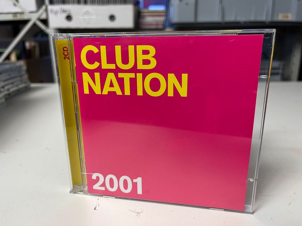 Club Nation 2001 - HI21D (Neu (gemäss Beschreibung)) in Küsnacht ZH für ...