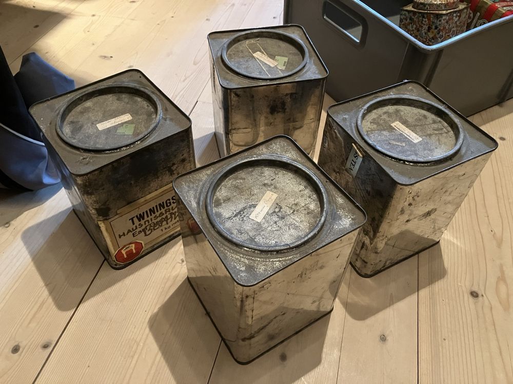 4 Vintage Teedosen Twinings 1kg, Shabby Chic Deko (Gebraucht) in Hinwil ...