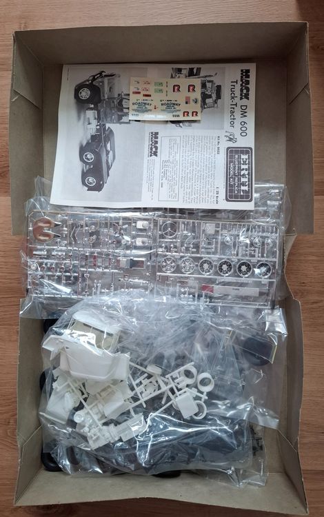 MACK DM 600 TRUCK von ERTL (Neu und originalverpackt) in Willisau für ...