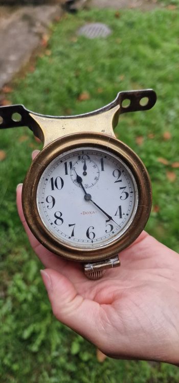 Doxa Oldtimer Autouhr (Gebraucht) in für CHF 100 – nur Abholung auf ...