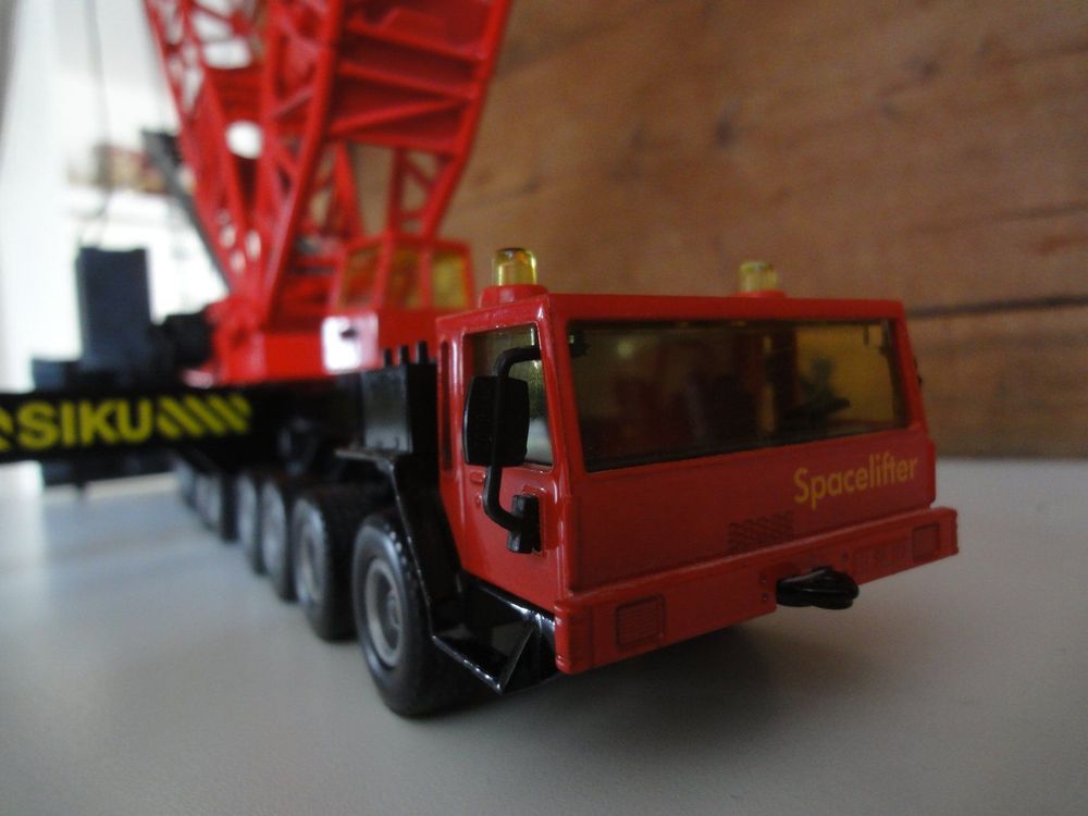 Schwerer Mobilkran von Siku (Gebraucht) in für CHF 30 – mit Lieferung ...