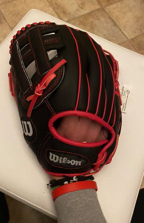 Guantone Baseball Wilson (Neu und originalverpackt) in Caslano für CHF ...