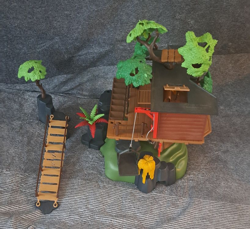 Playmobil Wild Life - Abenteuer-Baumhaus OOV (Gebraucht) in Breitenbach für CHF 29 – mit ...