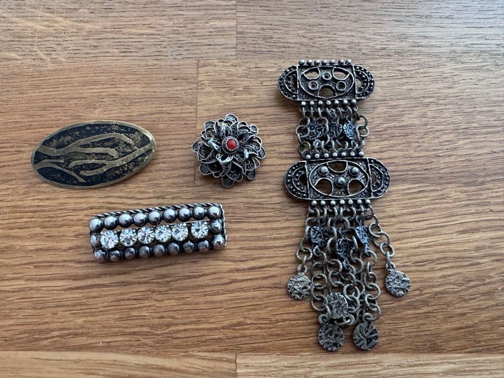 Antiker Schmuck Brosche Anhänger Trachtenschmuck? | Kaufen auf Ricardo