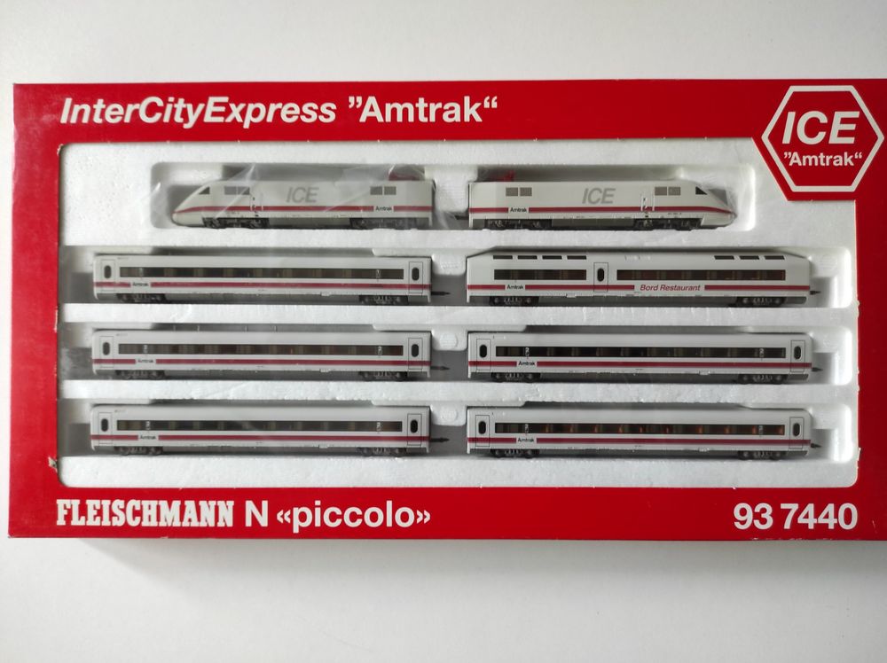 ICE 1 "Amtrak" 8 Teilig von Fleischmann N, limitiert (Neu und originalverpackt) in La Chaux-de ...