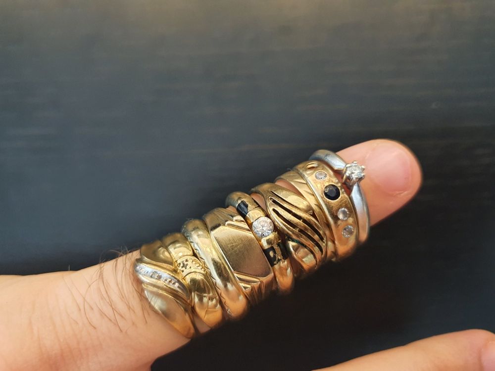 Goldringe 8 und 9 karat (Gebraucht) in Wallisellen für CHF 500 – mit ...